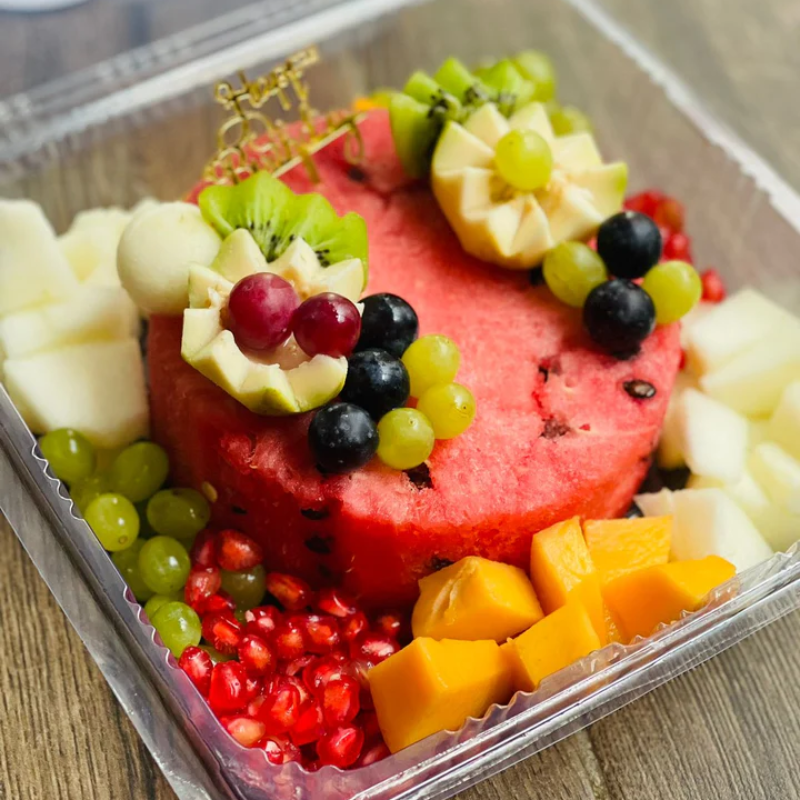 Fresh Fruits Bento Cake | Fruiteeze