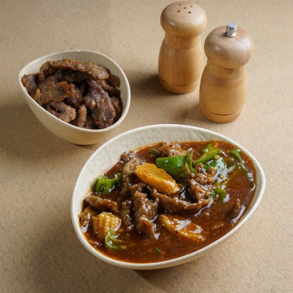 Order CLASSIC CHILLI BEEF (GRAVY) Online | Hassle-Free Delivery – Sujing